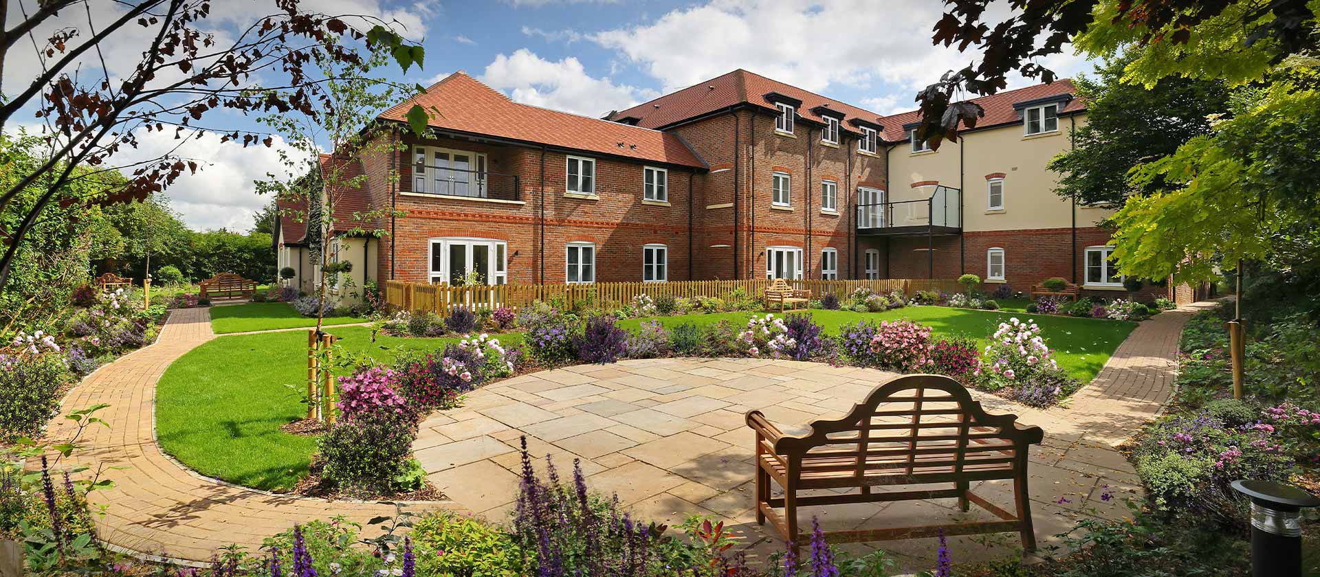 Longcross Place: the ideal retirement location